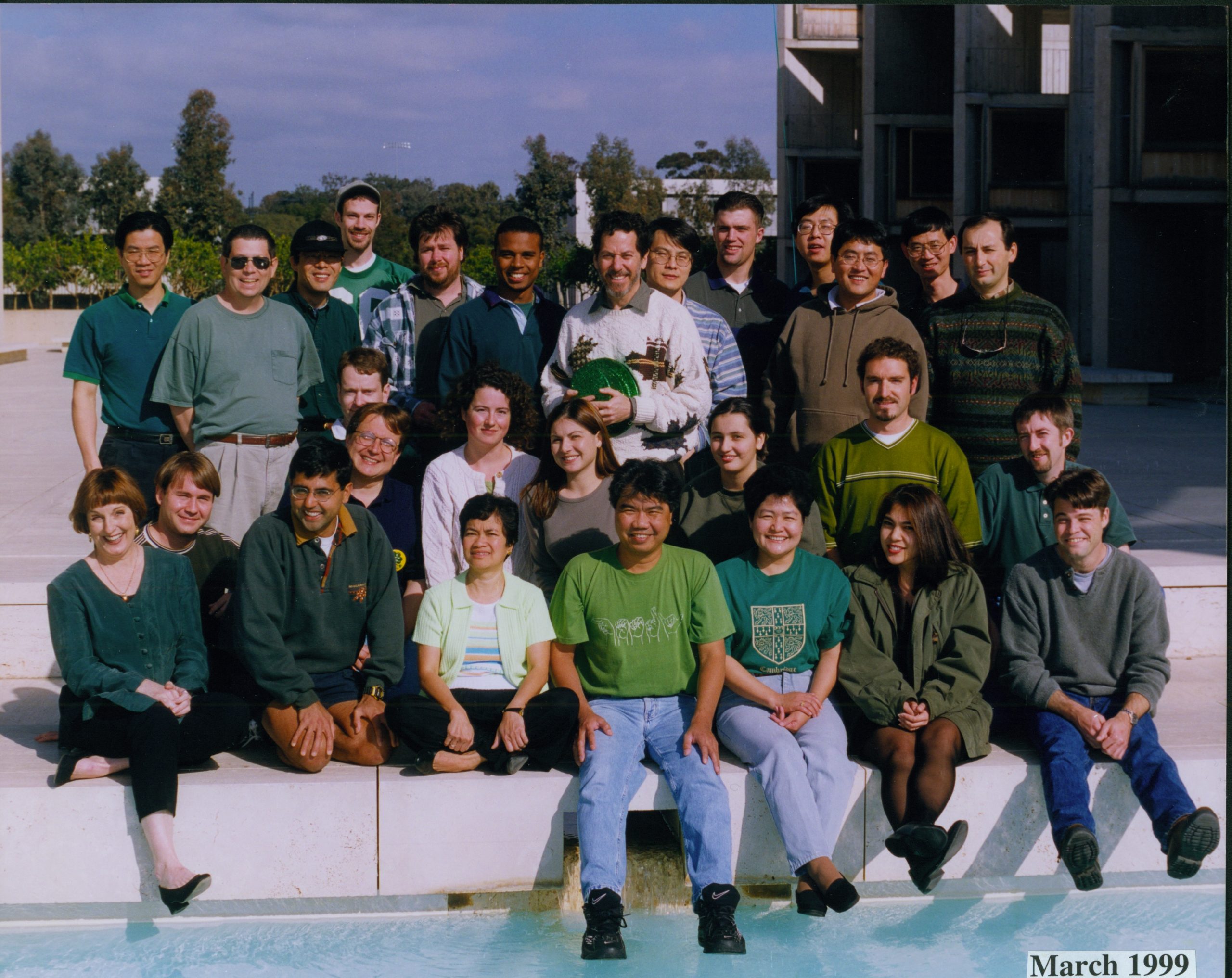 Lab Photos | Evans Lab - Salk Institute for Biological Studies